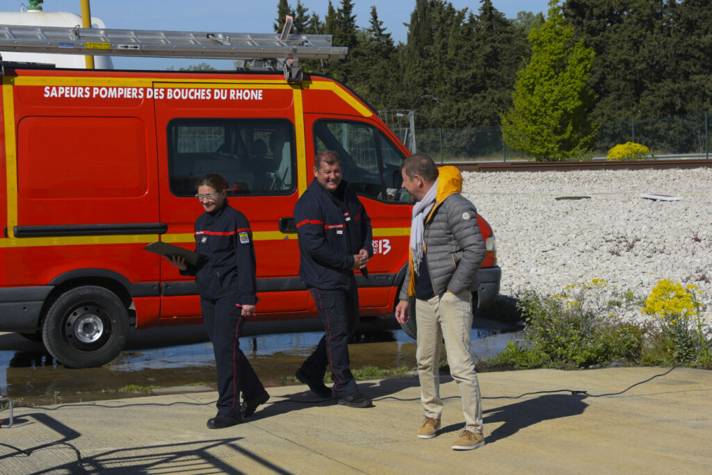 LA BELLE HISTOIRE DES JEUNES SAPEURS-POMPIERS DE FRANCE, SOUS LA PLUME DE PHILIPPE PETIT ...